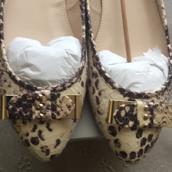 Bar III | Shoes | Bar Iii Flats With Golden Bow | Poshmark